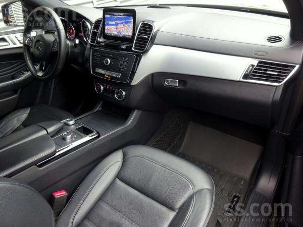 Mercedes-Benz GLE 350 2018 RÄ«ga vietnÄ Melns Mercedes-Benz GLE 350 2018 RÄ«ga, ar dzinÄja tilpumu 3.00 L un nobraukumu 76 tÅ«kst. km par 41700 ā¬, foto 9 vietnÄ AUTOMOTO.COM.LV