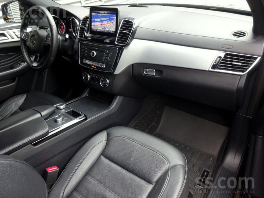 Melns Mercedes-Benz GLE 350 2018 Rīga, ar dzinēja tilpumu 3.00 L un nobraukumu 76 tūkst. km par 41700 €, foto 9 vietnē AUTOMOTO.COM.LV