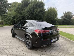 Black Mercedes-Benz GLE 350 2020 in Klaipeda, with an engine capacity of 1.95 L and mileage of 178 thousand km for 49998 €, photo 11 on AUTOMOTO.COM.LV