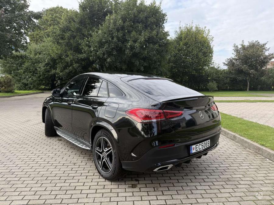 Black Mercedes-Benz GLE 350 2020 in Klaipeda, with an engine capacity of 1.95 L and mileage of 178 thousand km for 49998 €, photo 11 on AUTOMOTO.COM.LV