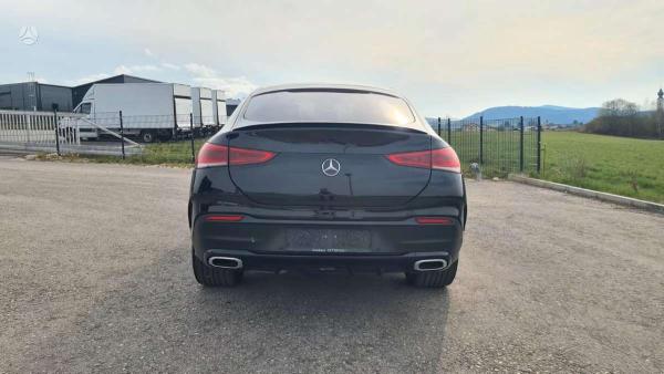 Melns Mercedes-Benz GLE 350 2021 Viļņa, ar dzinēja tilpumu 2.93 L un nobraukumu 90 tūkst. km par 57000 €, foto 6 vietnē AUTOMOTO.COM.LV