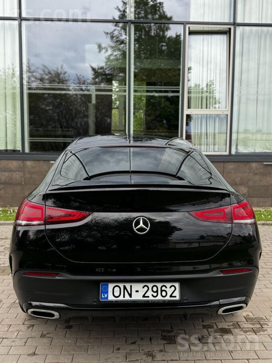 Melns Mercedes-Benz GLE 350 2021 Balvi, ar dzinēja tilpumu 3.00 L un nobraukumu 39 tūkst. km par 65500 €, foto 7 vietnē AUTOMOTO.COM.LV