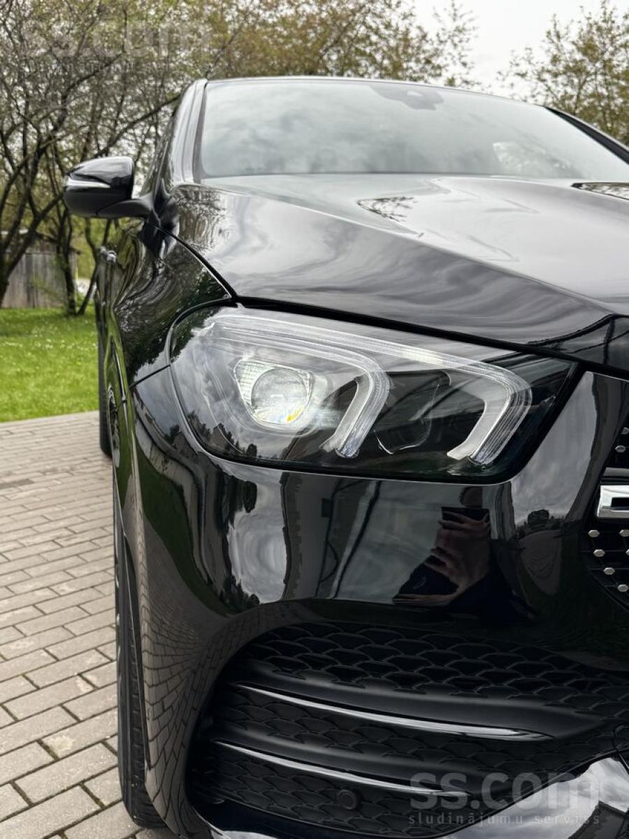 Melns Mercedes-Benz GLE 350 2021 Balvi, ar dzinēja tilpumu 3.00 L un nobraukumu 39 tūkst. km par 65500 €, foto 11 vietnē AUTOMOTO.COM.LV