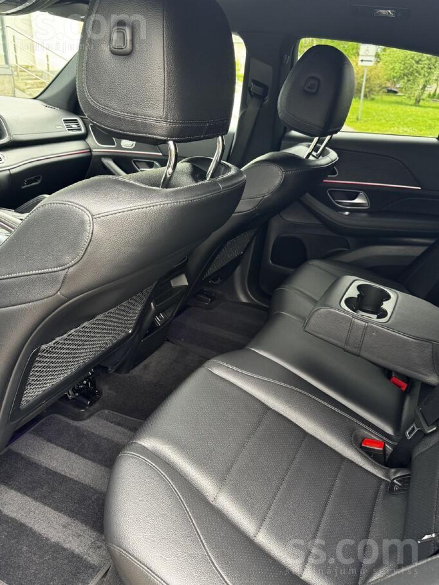 Melns Mercedes-Benz GLE 350 2021 Balvi, ar dzinēja tilpumu 3.00 L un nobraukumu 39 tūkst. km par 65500 €, foto 15 vietnē AUTOMOTO.COM.LV