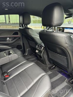 Melns Mercedes-Benz GLE 350 2021 Balvi, ar dzinēja tilpumu 3.00 L un nobraukumu 39 tūkst. km par 65500 €, foto 16 vietnē AUTOMOTO.COM.LV
