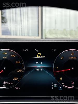 Melns Mercedes-Benz GLE 350 2021 Balvi, ar dzinēja tilpumu 3.00 L un nobraukumu 39 tūkst. km par 65500 €, foto 19 vietnē AUTOMOTO.COM.LV