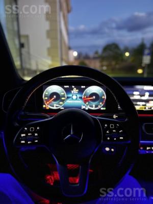 Melns Mercedes-Benz GLE 350 2021 Balvi, ar dzinēja tilpumu 3.00 L un nobraukumu 39 tūkst. km par 65500 €, foto 21 vietnē AUTOMOTO.COM.LV