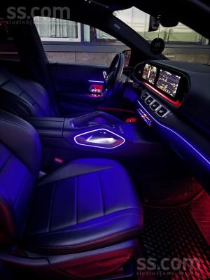 Melns Mercedes-Benz GLE 350 2021 Balvi, ar dzinēja tilpumu 3.00 L un nobraukumu 39 tūkst. km par 65500 €, foto 22 vietnē AUTOMOTO.COM.LV