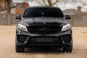 Melns Mercedes-Benz GLE 350 2015 Jelgava, ar dzinēja tilpumu 3.00 L un nobraukumu 183 tūkst. km par 37000 €, foto 2 vietnē AUTOMOTO.COM.LV