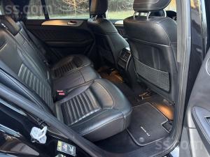 Melns Mercedes-Benz GLE 350 2015 Jūrmala, ar dzinēja tilpumu 3.00 L un nobraukumu 0 tūkst. km par 25950 €, foto 24 vietnē AUTOMOTO.COM.LV