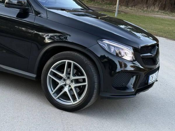 Черный Мерседес ГЛE 350 2015 в Юрмала, объемом двигателя 3.00 л и пробегом 220 тыс. км за 21950 €, фото 7 на AUTOMOTO.COM.LV