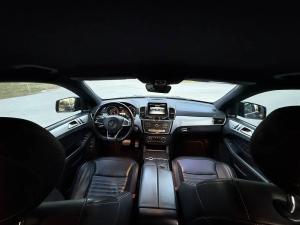 Black Mercedes-Benz GLE 350 2015 in Jurmala, with an engine capacity of 3.00 L and mileage of 220 thousand km for 21950 €, photo 27 on AUTOMOTO.COM.LV