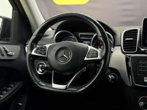 Черный Мерседес ГЛE 350 2015 в Вильнюс, объемом двигателя 2.99 л и пробегом 269 тыс. км за 20800 €, фото 17 на AUTOMOTO.COM.LV