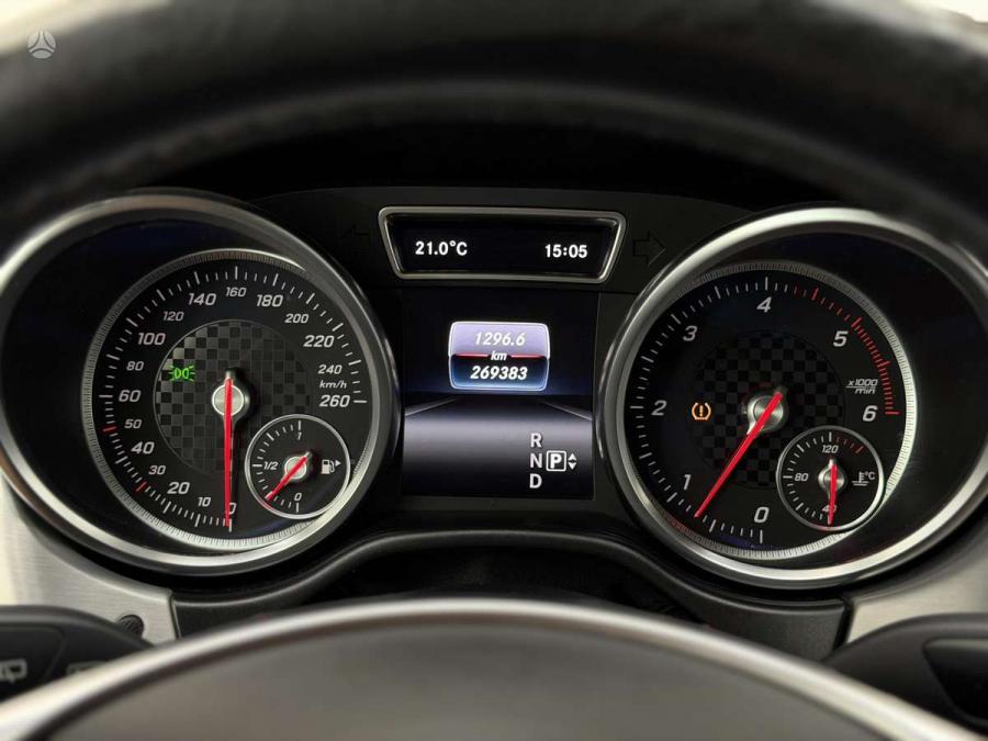 Черный Мерседес ГЛE 350 2015 в Вильнюс, объемом двигателя 2.99 л и пробегом 269 тыс. км за 20800 €, фото 28 на AUTOMOTO.COM.LV