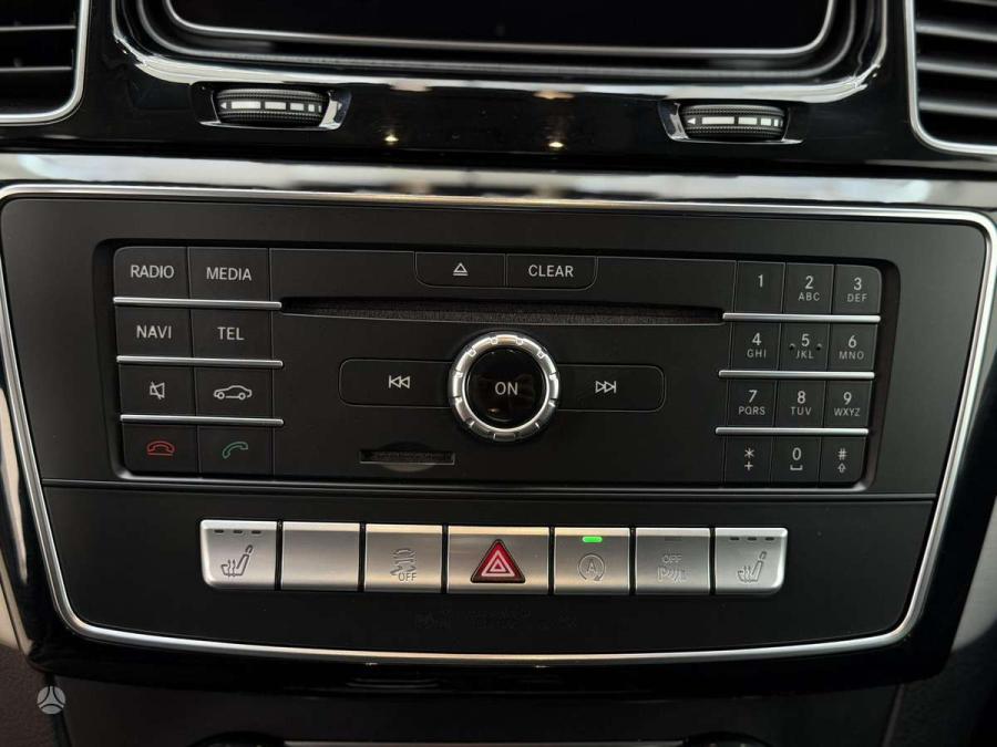 Black Mercedes-Benz GLE 350 2015 in Vilnius, with an engine capacity of 2.99 L and mileage of 269 thousand km for 20800 €, photo 22 on AUTOMOTO.COM.LV
