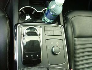 Melns Mercedes-Benz GLE 350 2015 Panevēža, ar dzinēja tilpumu 2.99 L un nobraukumu 247 tūkst. km par 22850 €, foto 18 vietnē AUTOMOTO.COM.LV