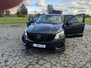 Черный Мерседес ГЛE 350 2015 в Шяуляй, объемом двигателя 2.99 л и пробегом 314 тыс. км за 19000 €, фото 12 на AUTOMOTO.COM.LV
