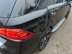 Melns Mercedes-Benz GLE 350 2016 Kauņa, ar dzinēja tilpumu 2.99 L un nobraukumu 98 tūkst. km par 10900 €, foto 10 vietnē AUTOMOTO.COM.LV