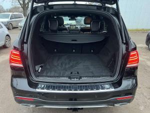 Melns Mercedes-Benz GLE 350 2016 Kauņa, ar dzinēja tilpumu 2.99 L un nobraukumu 98 tūkst. km par 10900 €, foto 15 vietnē AUTOMOTO.COM.LV