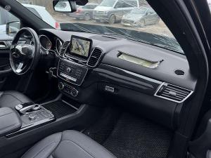 Melns Mercedes-Benz GLE 350 2016 Kauņa, ar dzinēja tilpumu 2.99 L un nobraukumu 98 tūkst. km par 10900 €, foto 16 vietnē AUTOMOTO.COM.LV
