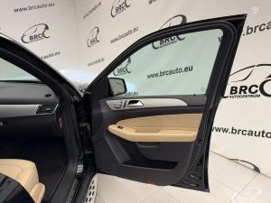 Black Mercedes-Benz GLE 350 2016 in Vilnius, with an engine capacity of 2.99 L and mileage of 109 thousand km for 22500 €, photo 17 on AUTOMOTO.COM.LV