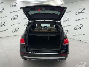 Black Mercedes-Benz GLE 350 2016 in Vilnius, with an engine capacity of 2.99 L and mileage of 109 thousand km for 22500 €, photo 22 on AUTOMOTO.COM.LV