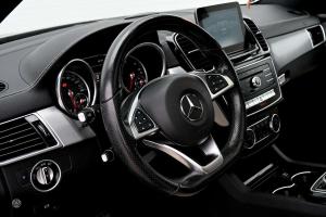 Melns Mercedes-Benz GLE 350 2016 Kretinga, ar dzinēja tilpumu 2.99 L un nobraukumu 239 tūkst. km par 29999 €, foto 20 vietnē AUTOMOTO.COM.LV