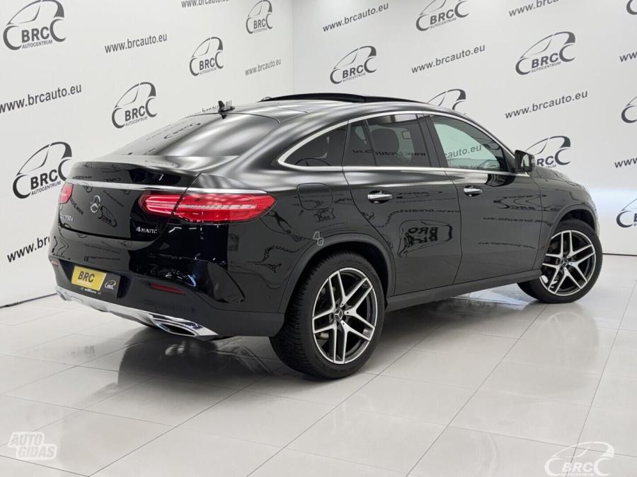 Melns Mercedes-Benz GLE 350 2016 Avižieniai, ar dzinēja tilpumu 3.00 L un nobraukumu 265 tūkst. km par 26900 €, foto 3 vietnē AUTOMOTO.COM.LV