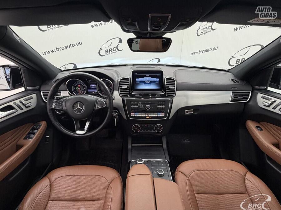 Melns Mercedes-Benz GLE 350 2016 Avižieniai, ar dzinēja tilpumu 3.00 L un nobraukumu 265 tūkst. km par 26900 €, foto 4 vietnē AUTOMOTO.COM.LV