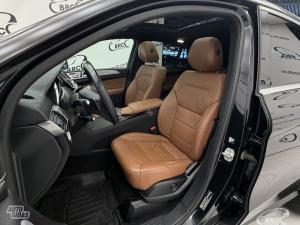 Melns Mercedes-Benz GLE 350 2016 Avižieniai, ar dzinēja tilpumu 3.00 L un nobraukumu 265 tūkst. km par 26900 €, foto 24 vietnē AUTOMOTO.COM.LV