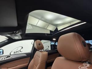 Melns Mercedes-Benz GLE 350 2016 Avižieniai, ar dzinēja tilpumu 3.00 L un nobraukumu 265 tūkst. km par 26900 €, foto 26 vietnē AUTOMOTO.COM.LV