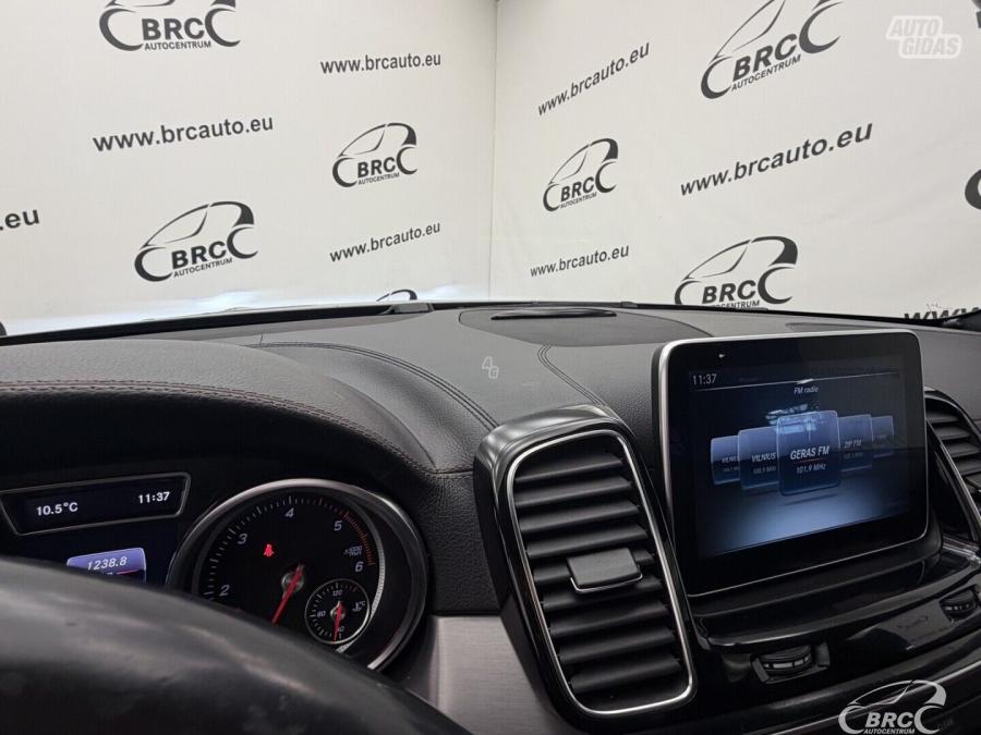 Melns Mercedes-Benz GLE 350 2016 Avižieniai, ar dzinēja tilpumu 3.00 L un nobraukumu 265 tūkst. km par 26900 €, foto 35 vietnē AUTOMOTO.COM.LV