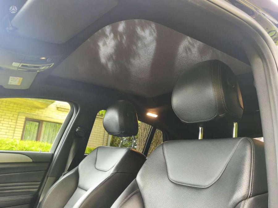 Black Mercedes-Benz GLE 350 2016 in Prienai, with an engine capacity of 2.99 L and mileage of 247 thousand km for 33000 €, photo 13 on AUTOMOTO.COM.LV