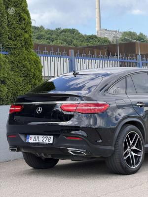 Melns Mercedes-Benz GLE 350 2016 Viļņa, ar dzinēja tilpumu 2.99 L un nobraukumu 114 tūkst. km par 32000 €, foto 6 vietnē AUTOMOTO.COM.LV