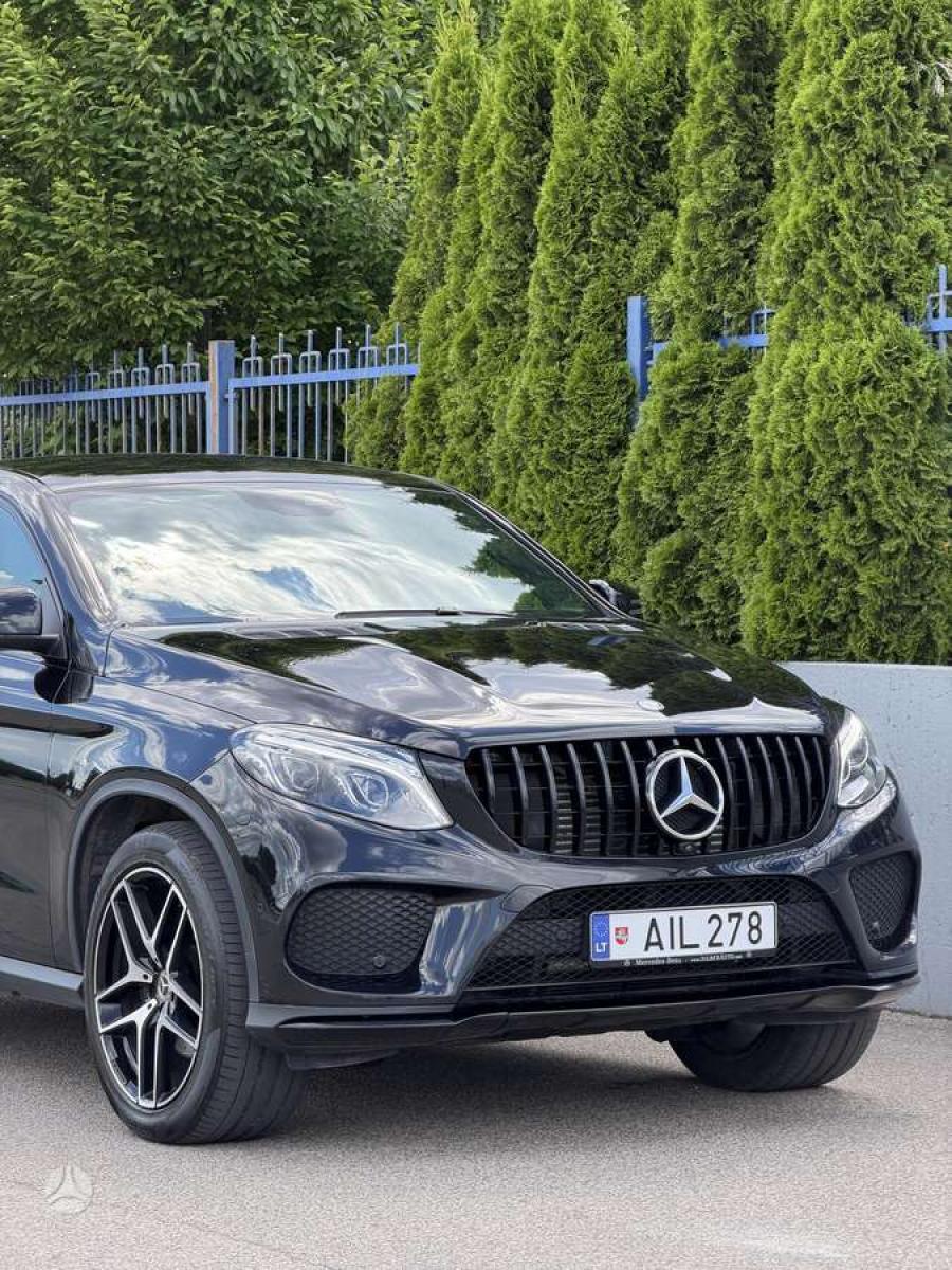 Melns Mercedes-Benz GLE 350 2016 Viļņa, ar dzinēja tilpumu 2.99 L un nobraukumu 114 tūkst. km par 32000 €, foto 10 vietnē AUTOMOTO.COM.LV