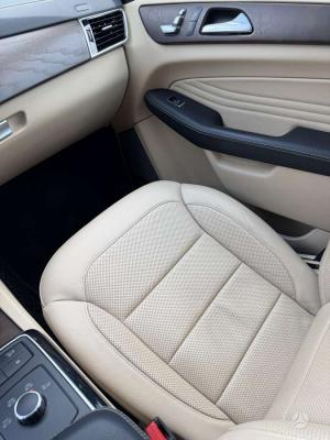 Melns Mercedes-Benz GLE 350 2016 Viļņa, ar dzinēja tilpumu 2.99 L un nobraukumu 114 tūkst. km par 32000 €, foto 31 vietnē AUTOMOTO.COM.LV