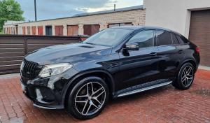 Melns Mercedes-Benz GLE 350 2016 Mažeikiai, ar dzinēja tilpumu 3.00 L un nobraukumu 73 tūkst. km par 28999 €, foto 8 vietnē AUTOMOTO.COM.LV