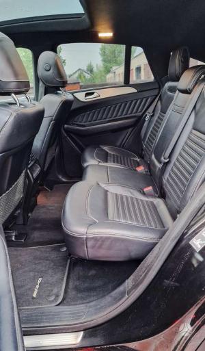 Melns Mercedes-Benz GLE 350 2016 Mažeikiai, ar dzinēja tilpumu 3.00 L un nobraukumu 73 tūkst. km par 28999 €, foto 17 vietnē AUTOMOTO.COM.LV