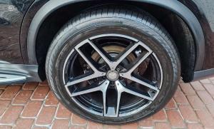 Melns Mercedes-Benz GLE 350 2016 Mažeikiai, ar dzinēja tilpumu 3.00 L un nobraukumu 73 tūkst. km par 28999 €, foto 25 vietnē AUTOMOTO.COM.LV