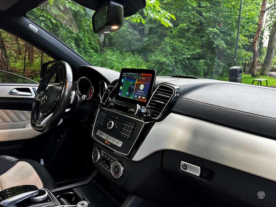 Черный Мерседес ГЛE 350 2016 в Вильнюс, объемом двигателя 2.99 л и пробегом 240 тыс. км за 28950 €, фото 29 на AUTOMOTO.COM.LV