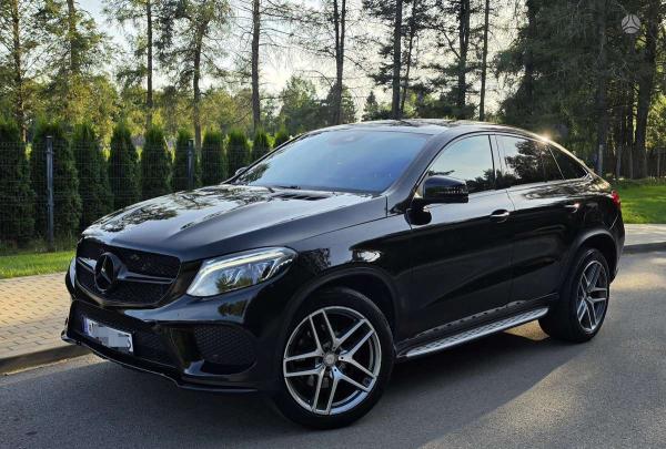 Melns Mercedes-Benz GLE 350 2016 Viļņa, ar dzinēja tilpumu 2.99 L un nobraukumu 320 tūkst. km par 17300 €, foto 1 vietnē AUTOMOTO.COM.LV