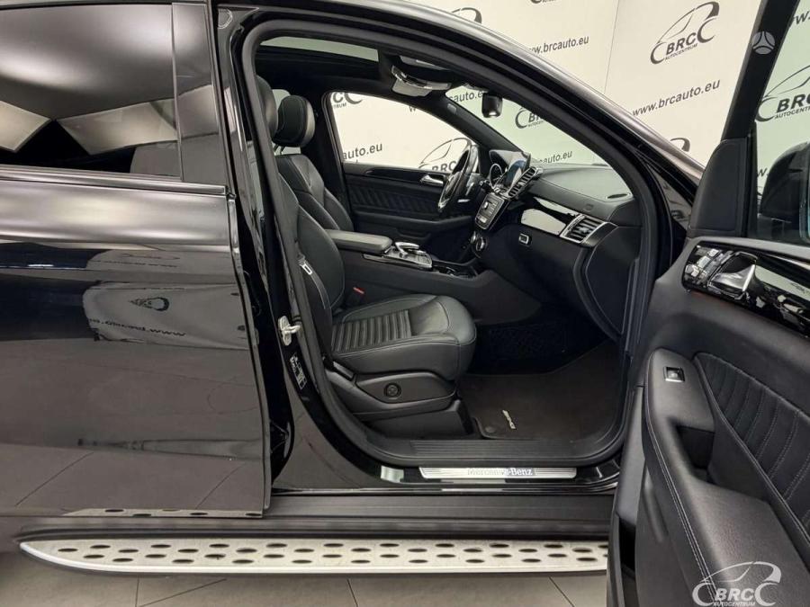 Melns Mercedes-Benz GLE 350 2016 Viļņa, ar dzinēja tilpumu 2.99 L un nobraukumu 240 tūkst. km par 28900 €, foto 6 vietnē AUTOMOTO.COM.LV