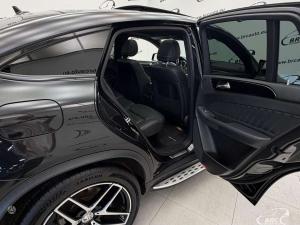 Melns Mercedes-Benz GLE 350 2016 Viļņa, ar dzinēja tilpumu 2.99 L un nobraukumu 240 tūkst. km par 28900 €, foto 15 vietnē AUTOMOTO.COM.LV