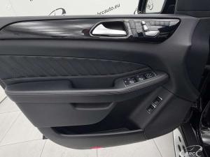Melns Mercedes-Benz GLE 350 2016 Viļņa, ar dzinēja tilpumu 2.99 L un nobraukumu 240 tūkst. km par 28900 €, foto 22 vietnē AUTOMOTO.COM.LV