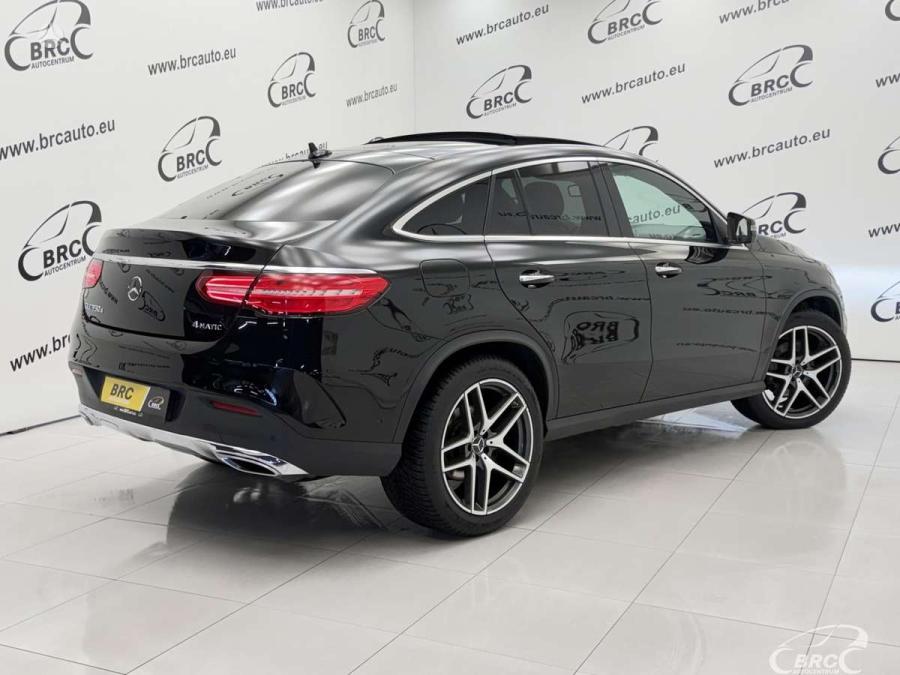 Melns Mercedes-Benz GLE 350 2016 Viļņa, ar dzinēja tilpumu 2.99 L un nobraukumu 265 tūkst. km par 23900 €, foto 4 vietnē AUTOMOTO.COM.LV