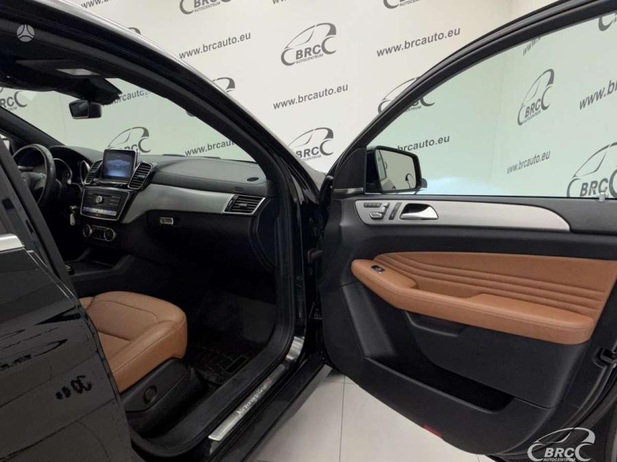 Melns Mercedes-Benz GLE 350 2016 Viļņa, ar dzinēja tilpumu 2.99 L un nobraukumu 265 tūkst. km par 23900 €, foto 9 vietnē AUTOMOTO.COM.LV