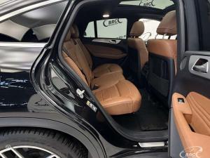 Melns Mercedes-Benz GLE 350 2016 Viļņa, ar dzinēja tilpumu 2.99 L un nobraukumu 265 tūkst. km par 23900 €, foto 11 vietnē AUTOMOTO.COM.LV