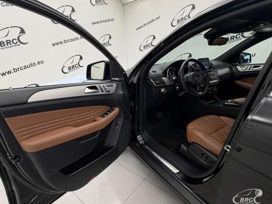 Melns Mercedes-Benz GLE 350 2016 Viļņa, ar dzinēja tilpumu 2.99 L un nobraukumu 265 tūkst. km par 23900 €, foto 21 vietnē AUTOMOTO.COM.LV