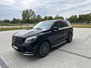 Черный Мерседес ГЛE 350 2016 в Клайпеда, объемом двигателя 2.99 л и пробегом 263 тыс. км за 28500 €, фото 4 на AUTOMOTO.COM.LV