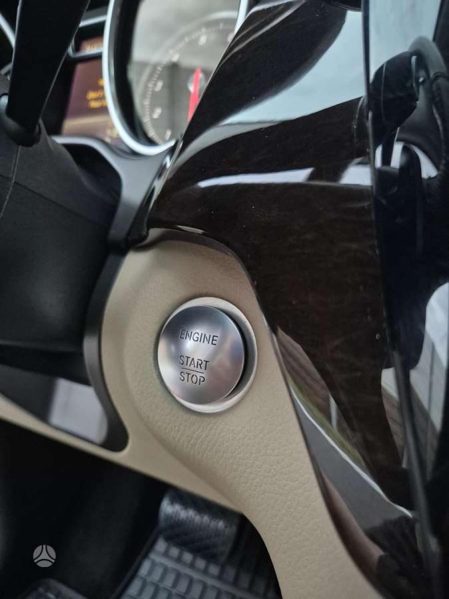Black Mercedes-Benz GLE 350 2016 in Kaunas, with an engine capacity of 3.00 L and mileage of 151 thousand km for 20000 €, photo 18 on AUTOMOTO.COM.LV